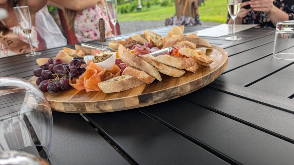 Book A Tour - KIN Vineyards